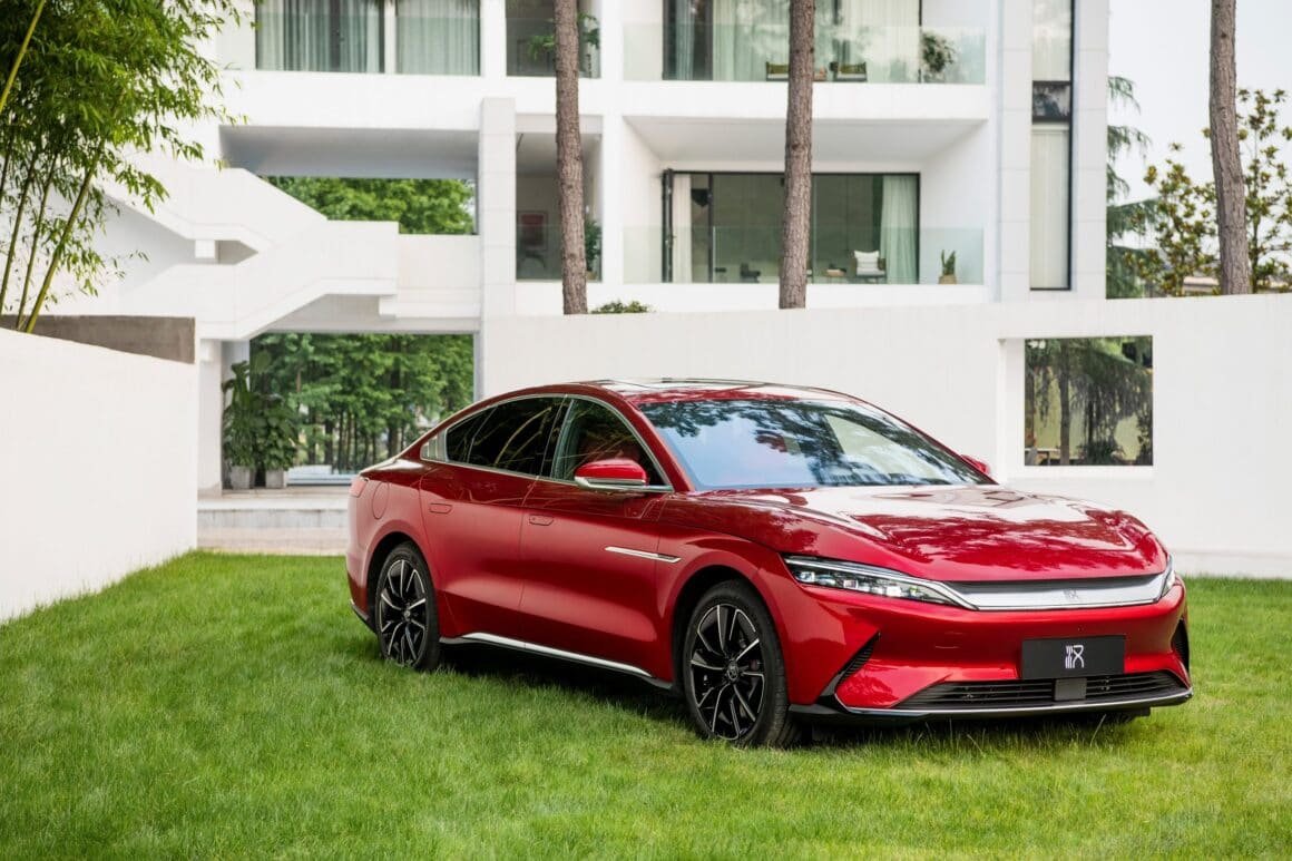 BYD invests in new production lines for blade battery technology in ...